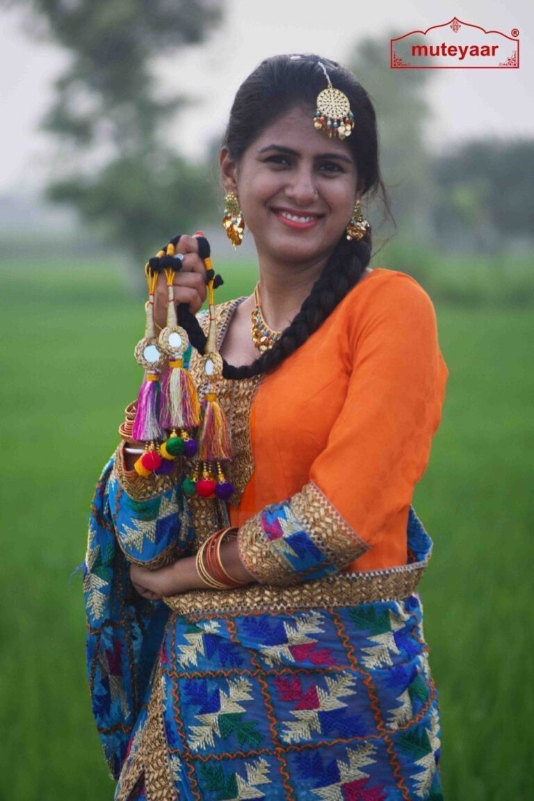 Traditional Punjabi Golden Paranda tassles Hair Braid - www.muteyaar.com